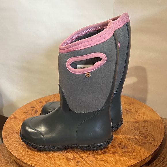 Bogs | Shoes | Bogs Kids York Gray And Pink Rain Boots Little Kids Size ...